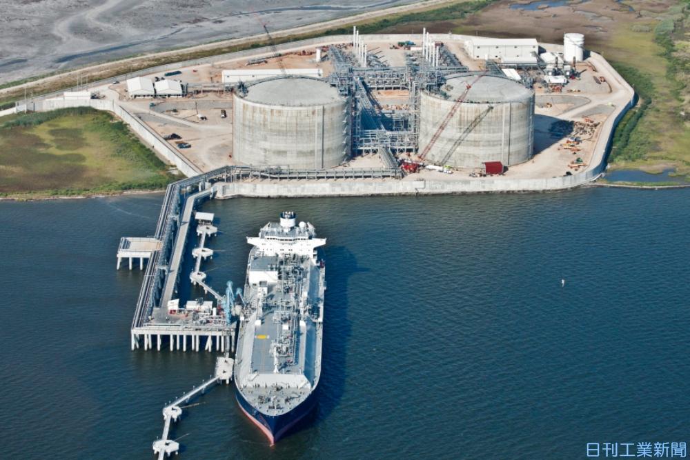 IHI、LNG貯蔵タンクの建設工期を1年超短縮する新工法開発 | 日刊工業新聞 電子版