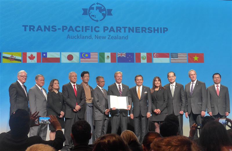 TPP、12カ国が署名−早期発効へ国内手続き着手 | 政治・経済 ニュース | 日刊工業新聞 電子版