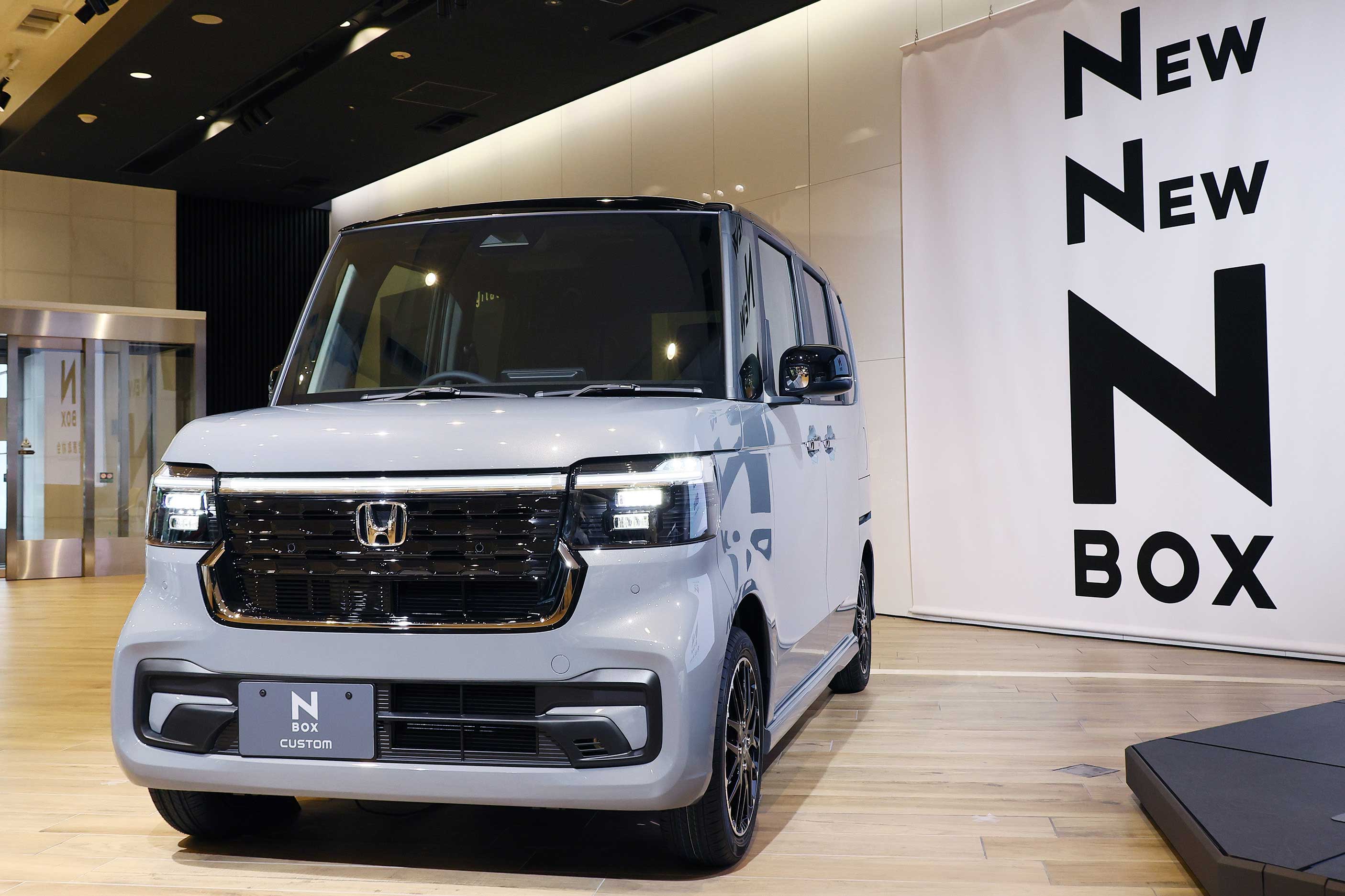 ホンダ、「N-BOX」6年ぶり全面刷新 あす発売 | 日刊工業新聞 電子版