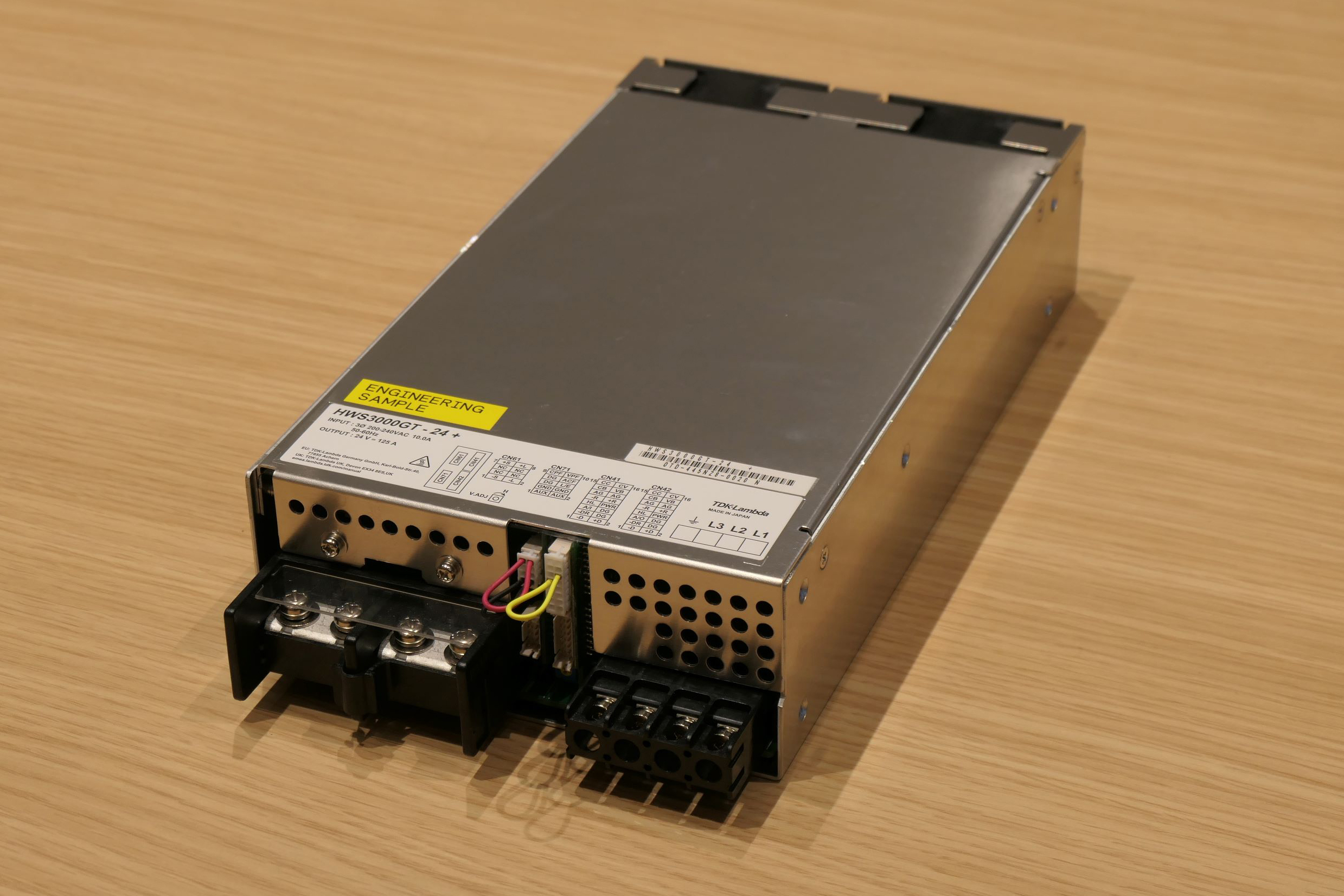 TDKラムダ、AC/DC電源の新製品 出力3倍、大きさ抑え高密度 | 日刊工業新聞 電子版