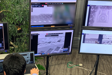 NEDOとKDDI、ドローン3機の同時運航成功 夜間3拠点で目視外 | 日刊工業新聞 電子版